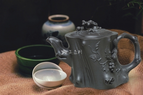 恽益萍紫砂壶作品- 美壶商城- 美壶网 恽益萍紫砂壶作品- 美壶商城- 美壶网